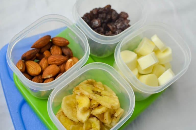 Easy Snack Ideas for the Plane