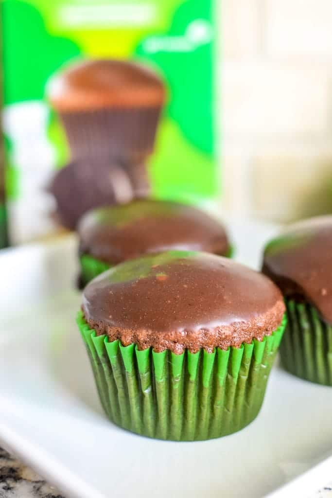 Pillsbury Girl Scouts Baking Mixes: Thin Mints and Caramel & Coconut Cupcakes!