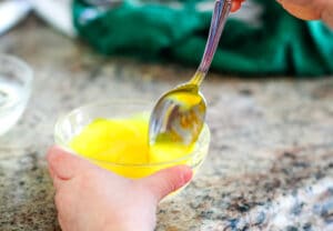 Edible Finger Paint Recipe - DIY - Mommy Musings