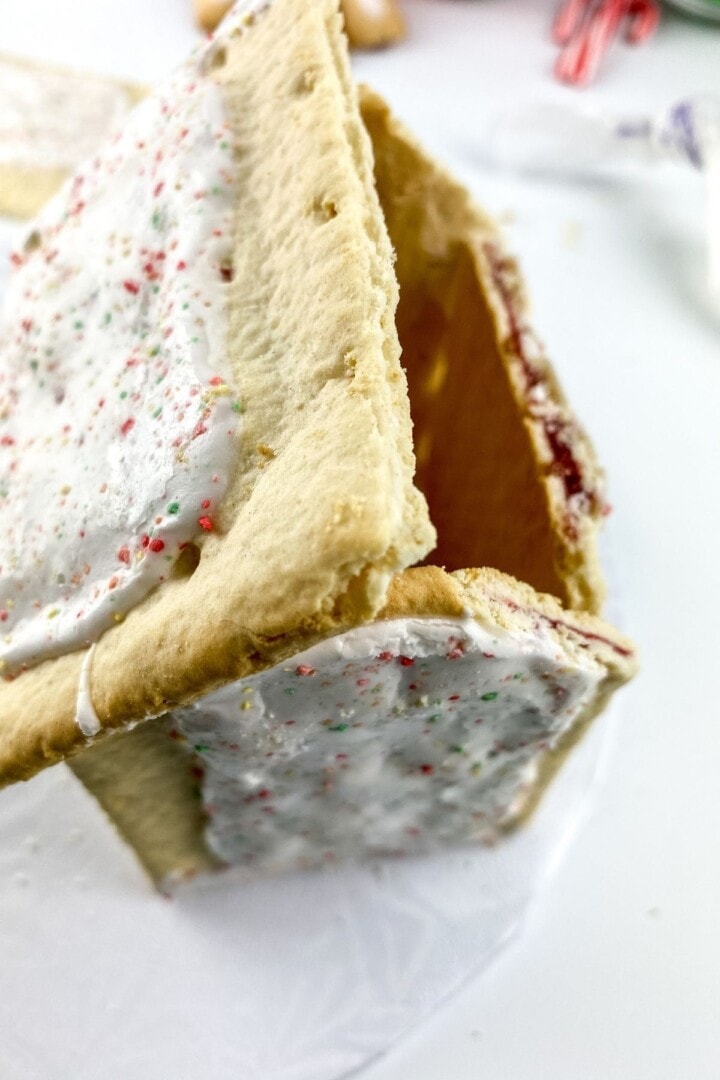 How to Make a Pop Tart House {Gingerbread House}