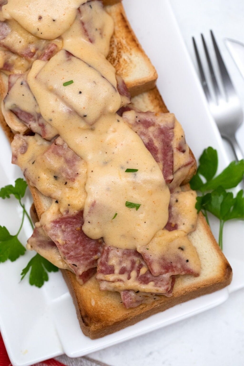 The Easiest Creamed Chipped Beef Recipe